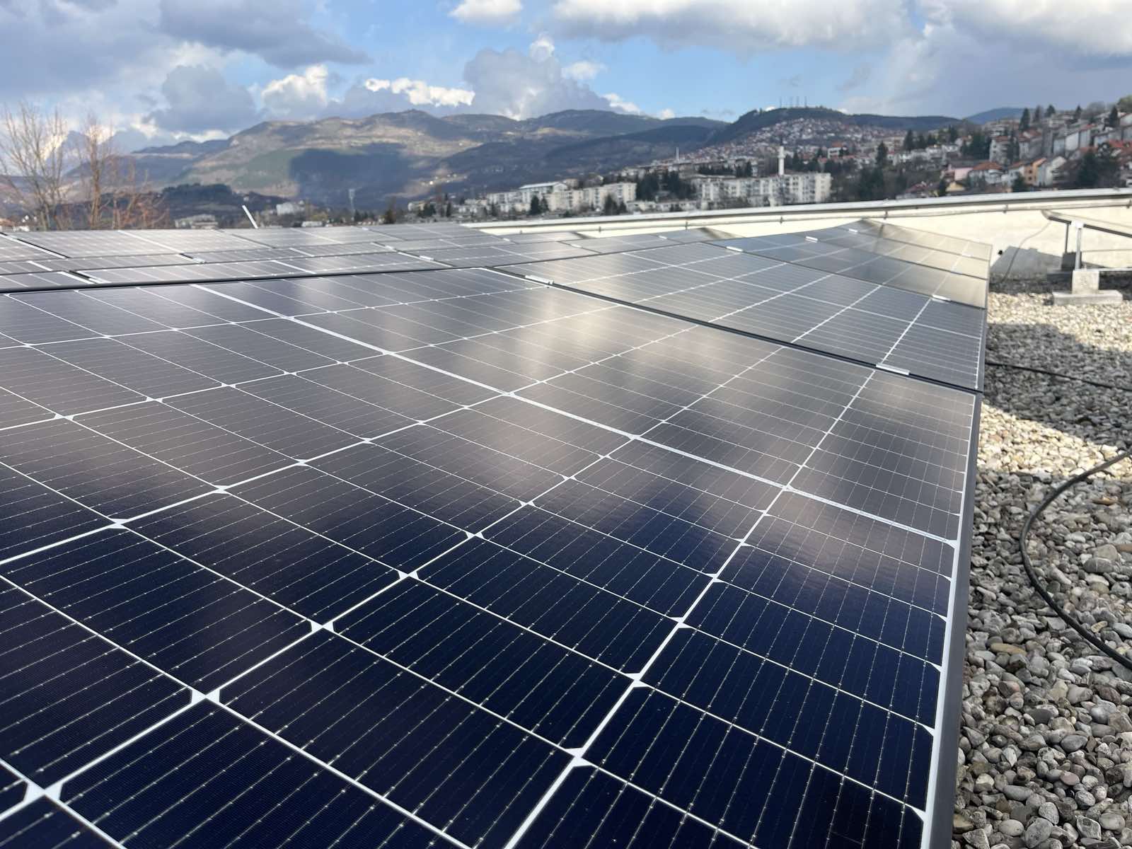 Kapacitet solarnih elektrana prestigao hidro u 2023. - solarno.net